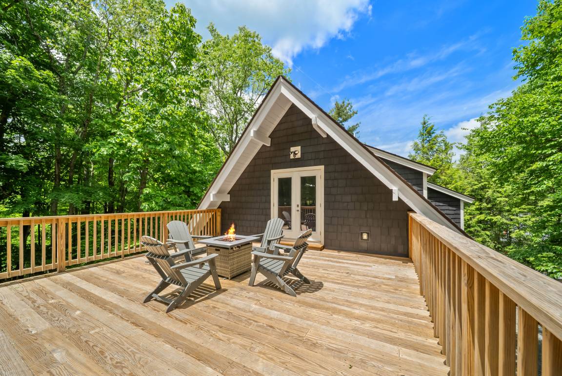 House ∙ 3 Bedrooms ∙ 10 Guests - Beech Mountain, NC