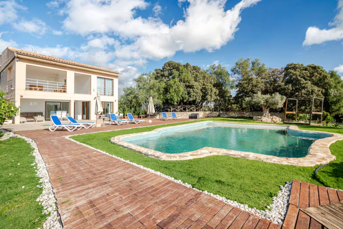 200 M² Maison De Vacances ∙ 4 Chambres ∙ 6 Personnes - Santa Margalida