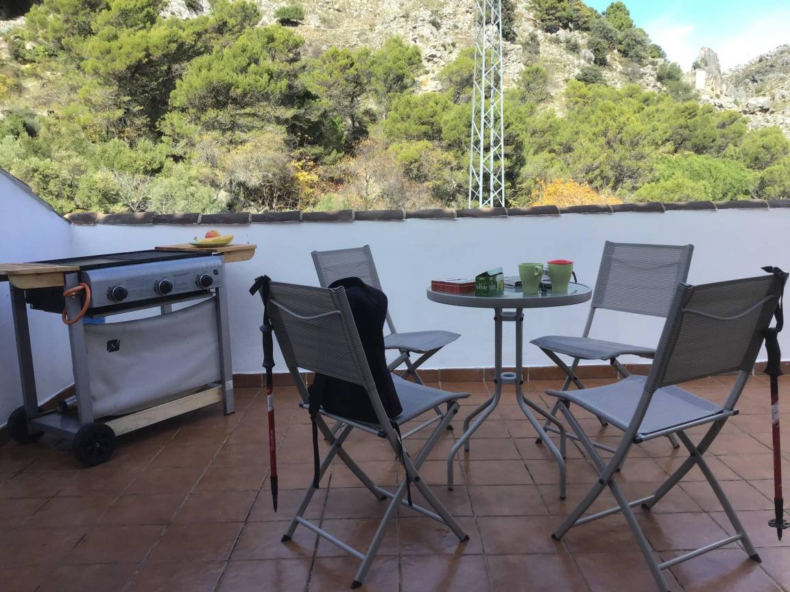 120 M² Casa Rural ∙ 3 Habitaciones ∙ 7 Huéspedes - Zahara de la Sierra