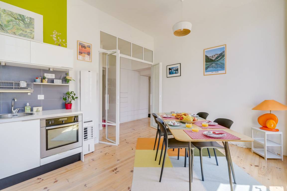 70 M² Apartamento ∙ 2 Habitaciones ∙ 6 Huéspedes - Bordeaux