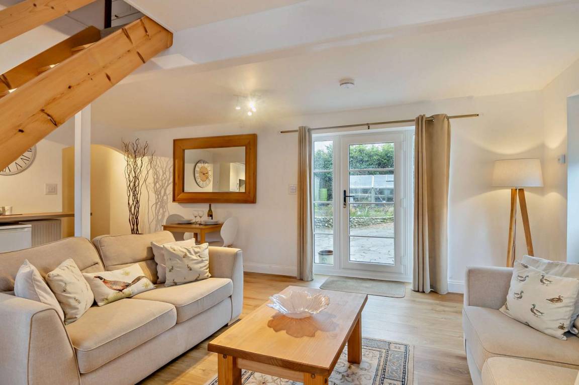 Cottage ∙ 2 Bedrooms ∙ 3 Guests - Holt