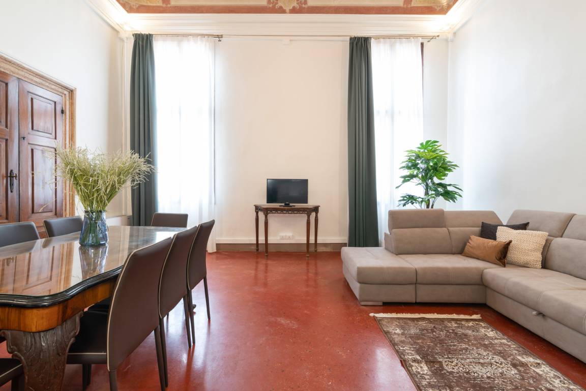 150 M² Apartamento ∙ 2 Quartos ∙ 10 Hóspedes - Veneza
