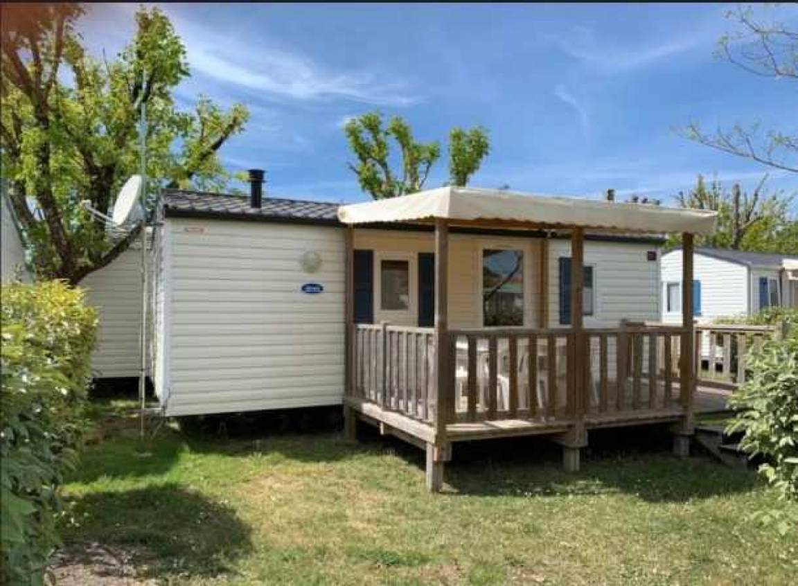 30 M² Camping ∙ 2 Chambres ∙ 6 Personnes - Marennes