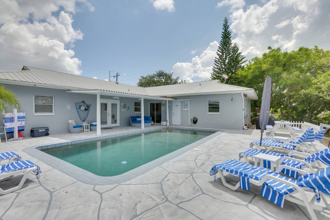 171 M² House ∙ 4 Bedrooms ∙ 14 Guests - Cape Coral, FL