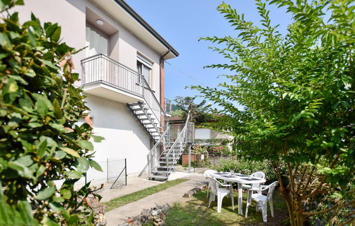 100 M² Ferienwohnung ∙ 3 Schlafzimmer ∙ 4 Gäste - Viareggio