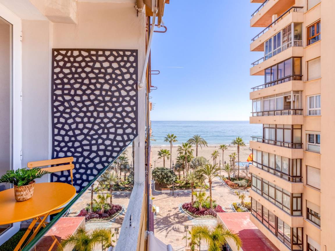 80 M² Appartement ∙ 2 Chambres ∙ 4 Personnes - Estepona