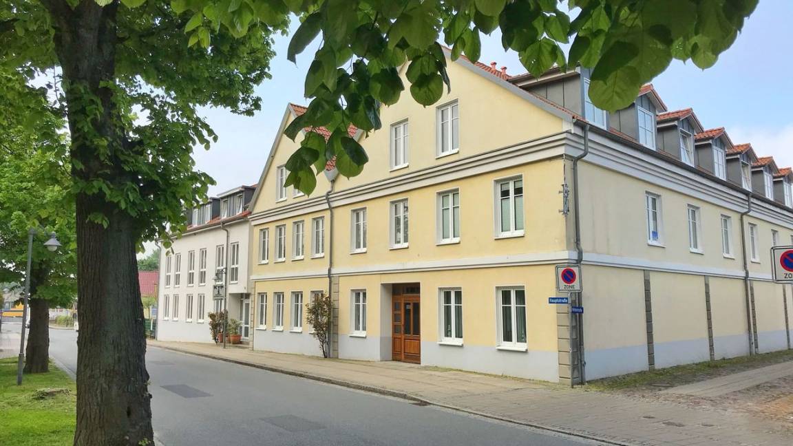 56 M² Ferienwohnung ∙ 1 Schlafzimmer ∙ 4 Gäste - Insel Hiddensee
