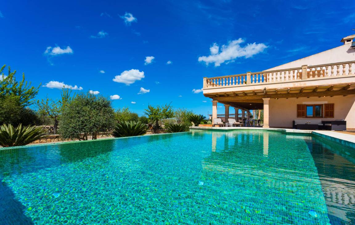 300 M² Maison De Vacances ∙ 3 Chambres ∙ 6 Personnes - Petra