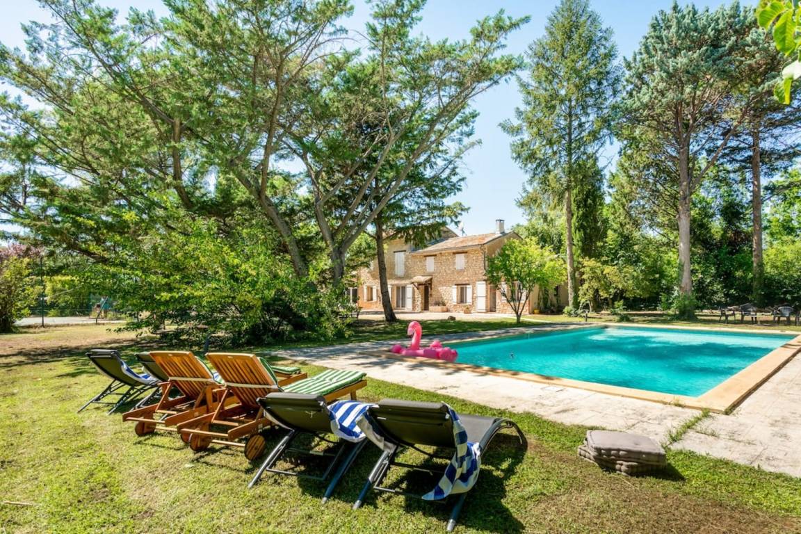 300 M² Longère ∙ 4 Chambres ∙ 9 Personnes - Pernes-les-Fontaines