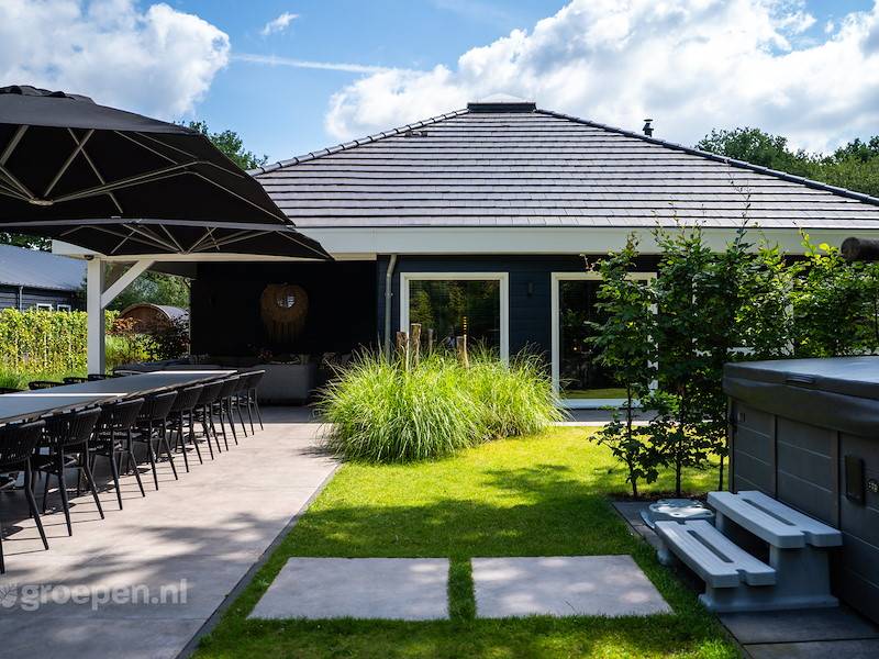 Casa ∙ 9 Habitaciones ∙ 18 Huéspedes - Eindhoven