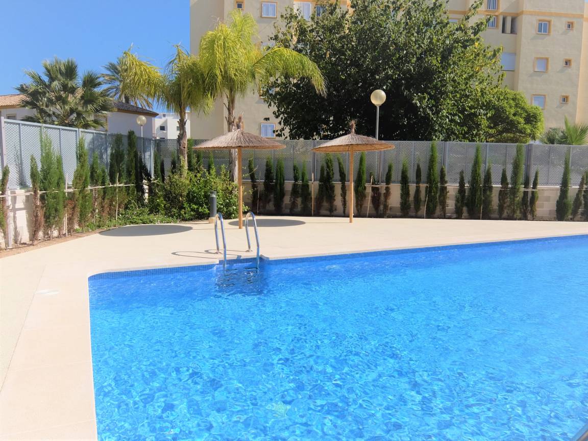 50 M² Apartamento ∙ 1 Habitación ∙ 4 Huéspedes - Oliva