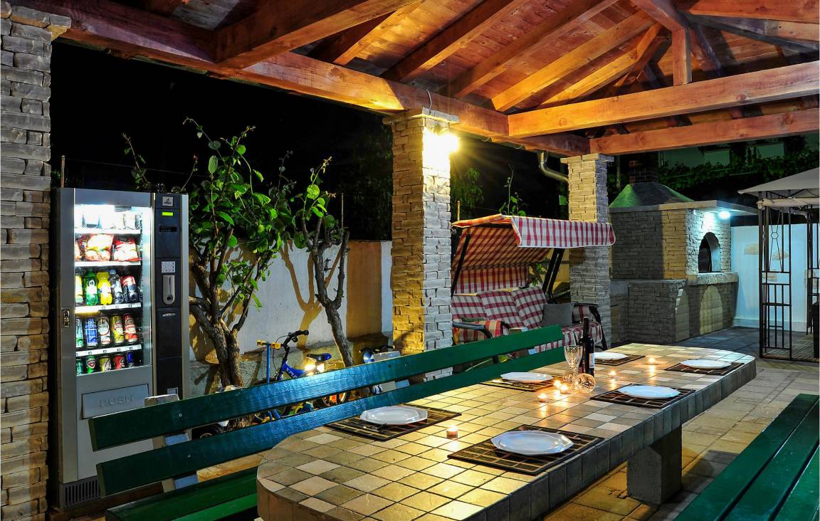 52 M² Apartment ∙ 2 Bedrooms ∙ 4 Guests - Sali