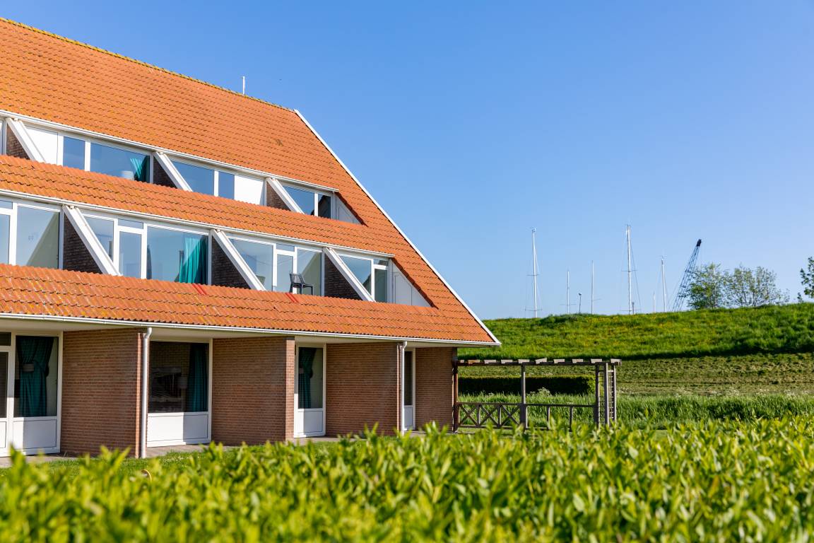 63 M² House ∙ 2 Bedrooms ∙ 4 Guests - Bruinisse