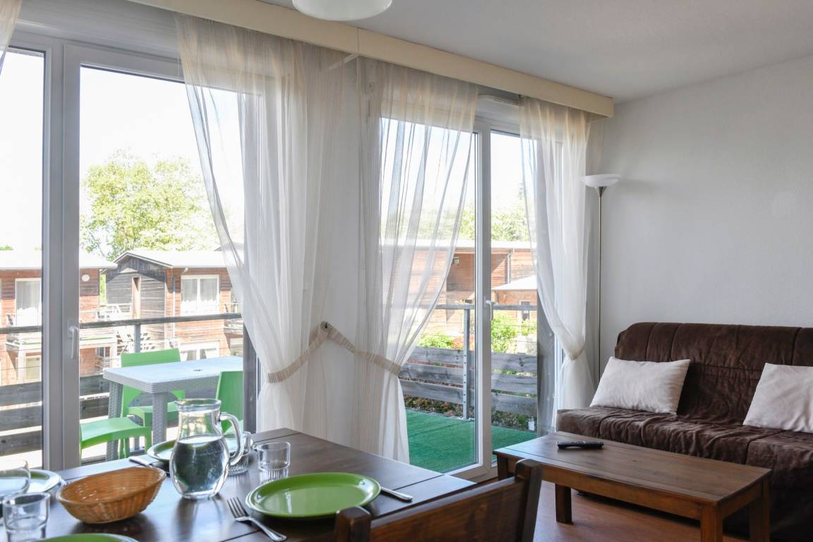 45 M² Appartement En Copropriété ∙ 2 Chambres ∙ 6 Personnes - Gers