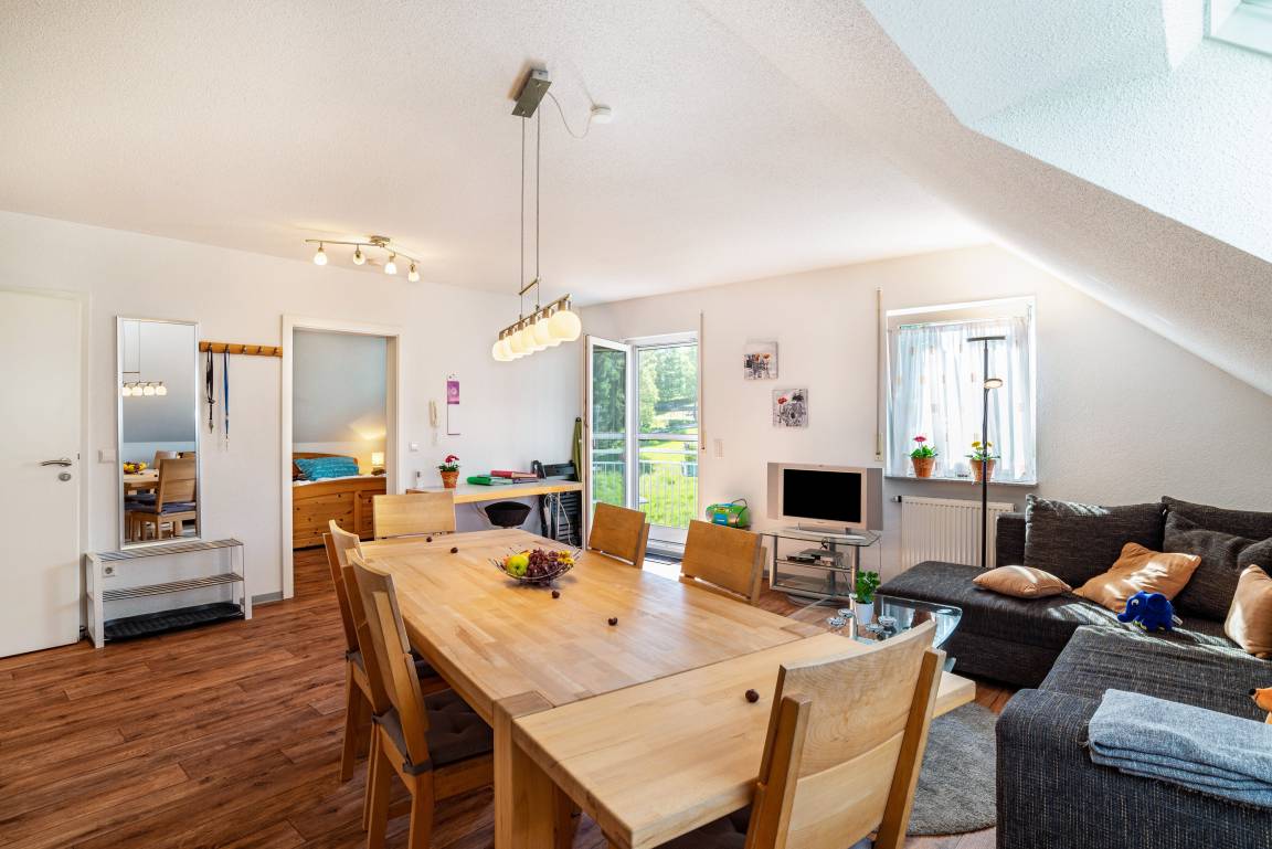 88 M² Ferienwohnung ∙ 2 Schlafzimmer ∙ 6 Gäste - Bad Herrenalb