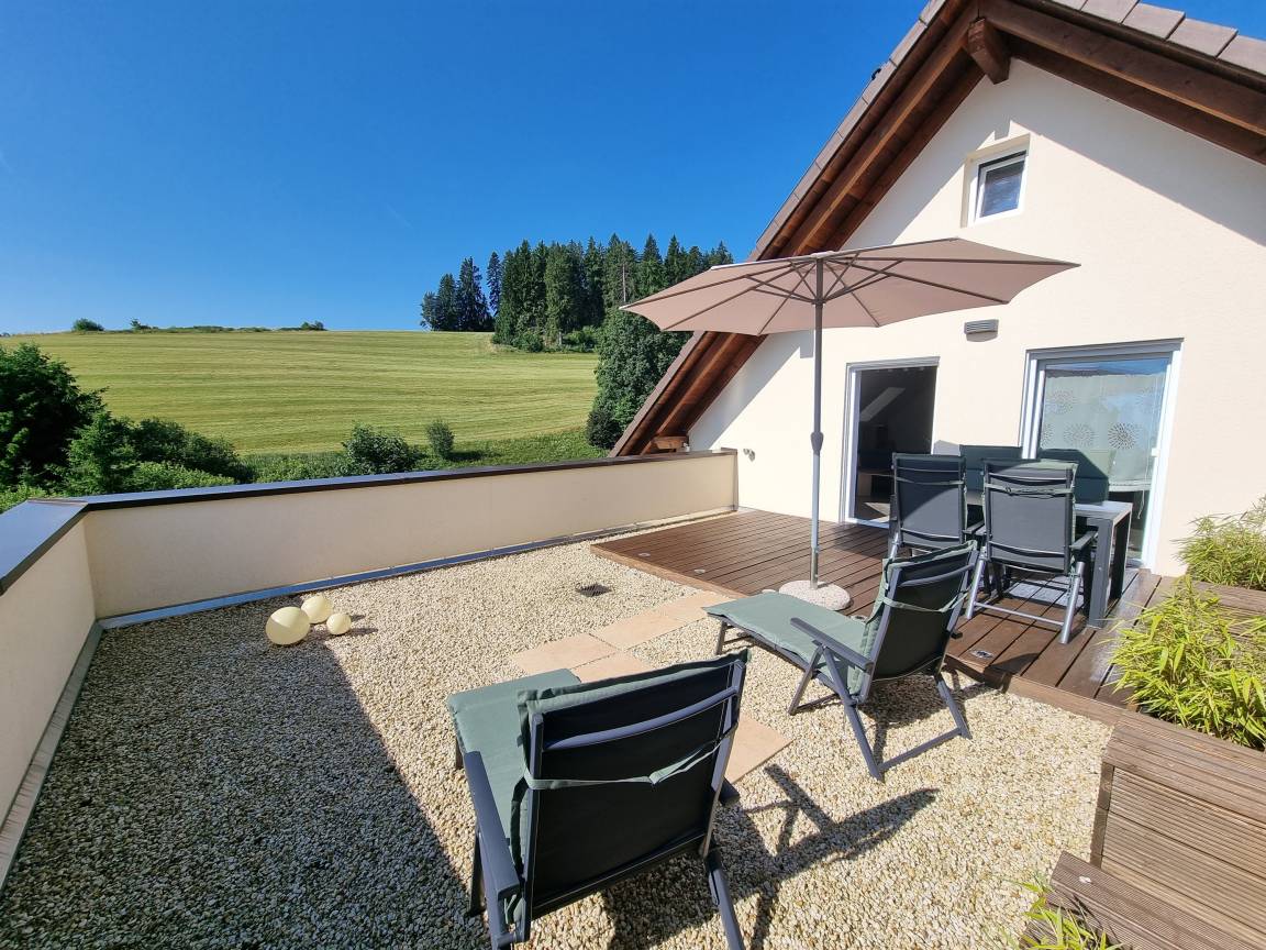 81 M² Appartement ∙ 2 Chambres ∙ 4 Personnes - Unterkirnach