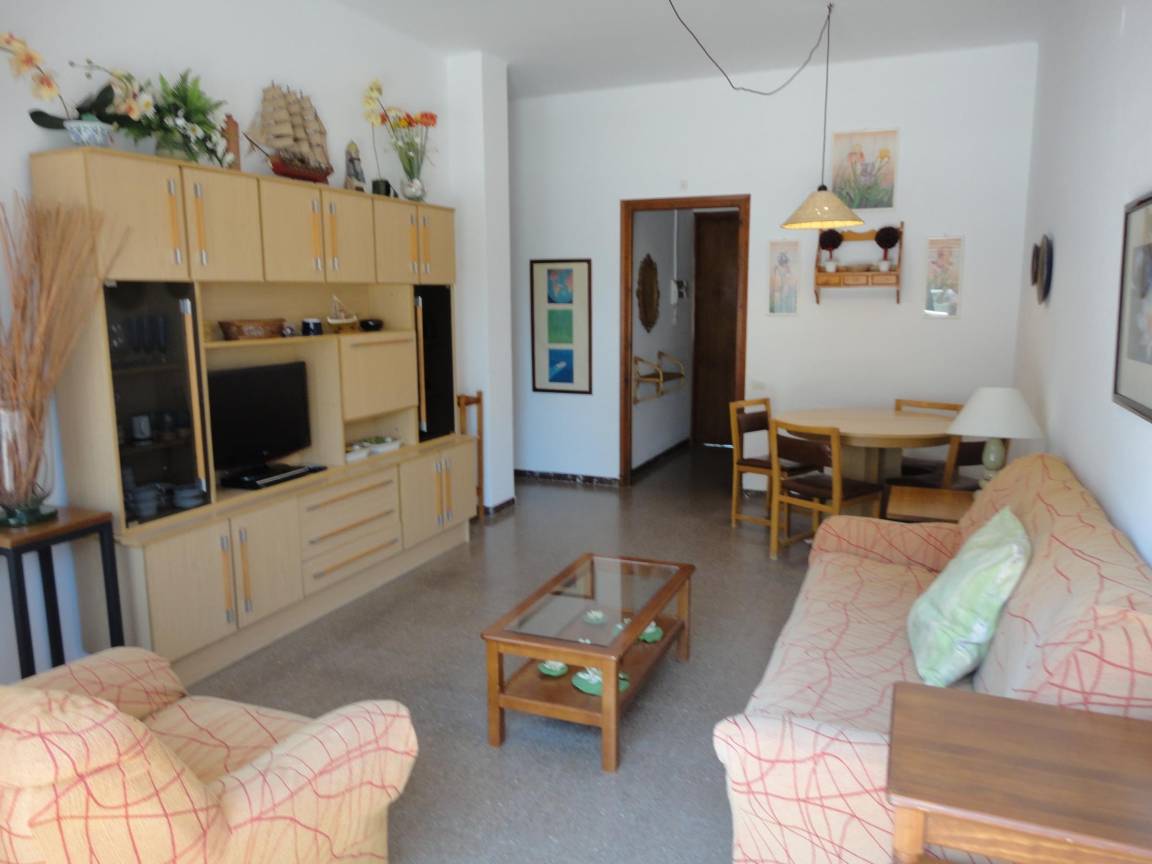 60 M² Apartamento ∙ 2 Habitaciones ∙ 4 Huéspedes - Torredembarra