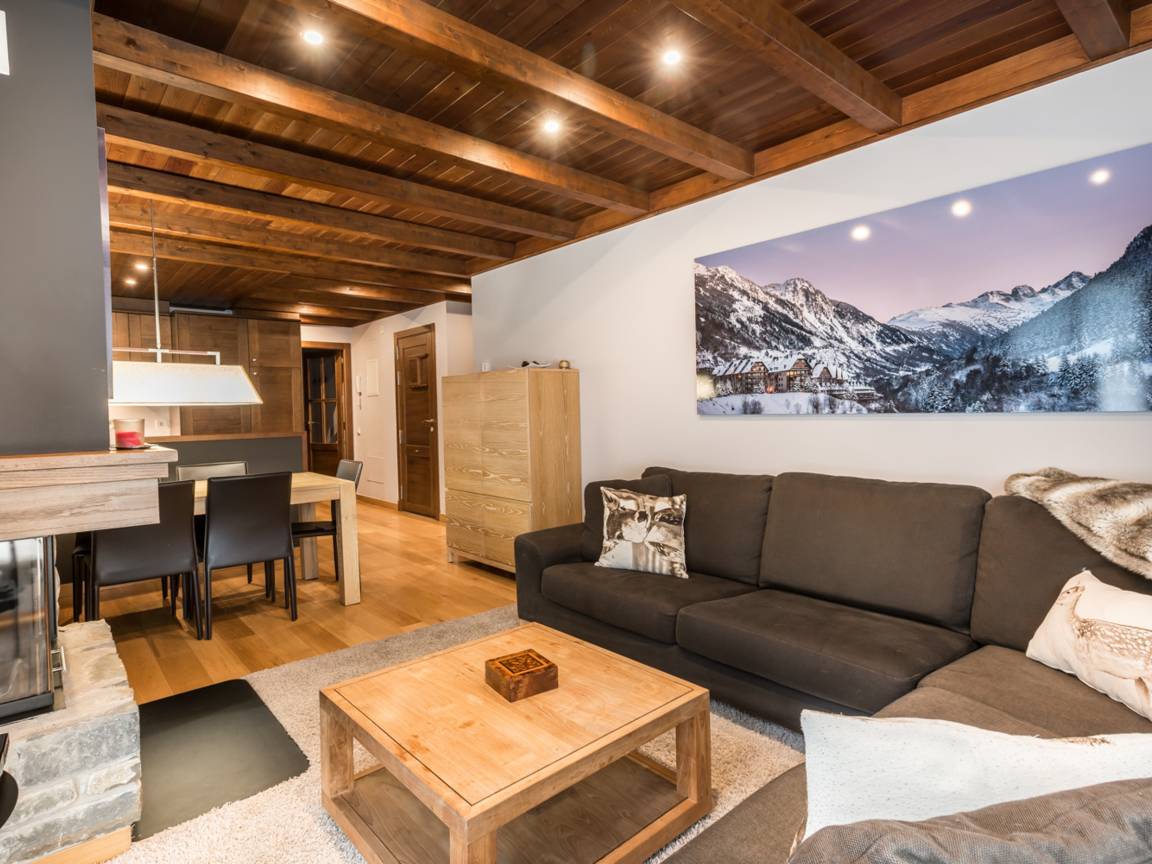 85 M² Apartamento ∙ 3 Habitaciones ∙ 8 Huéspedes - Baqueira