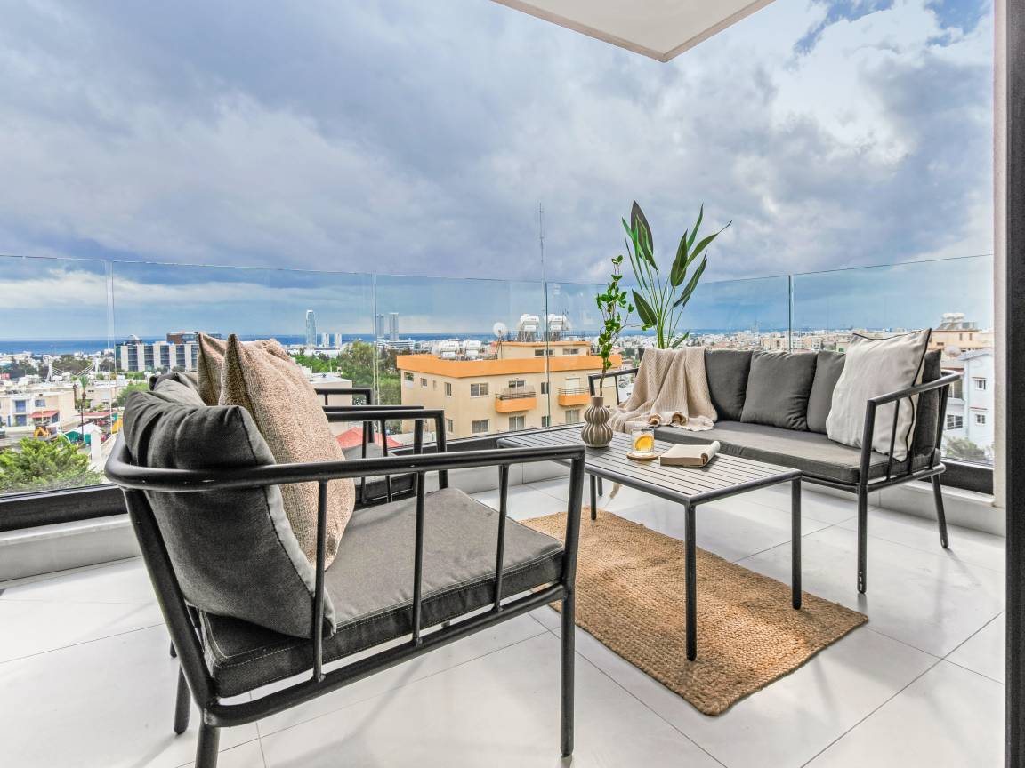 77 M² Apartment ∙ 3 Bedrooms ∙ 6 Guests - Меса Гитонья