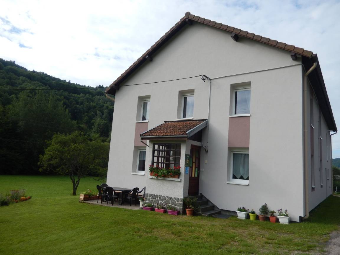 70 M² Cottage ∙ 2 Bedrooms ∙ 5 Guests - Alps