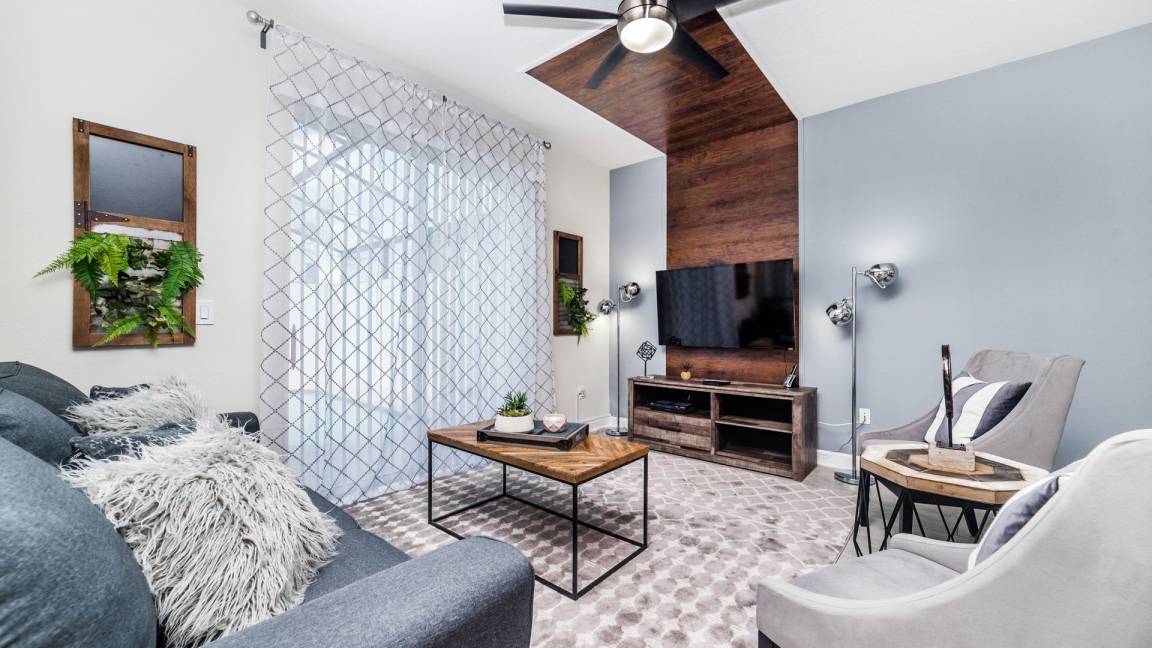 178 M² Cottage ∙ 4 Bedrooms ∙ 8 Guests - Toronto