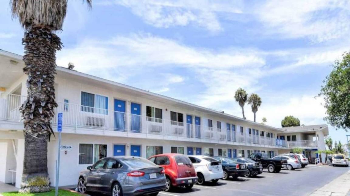 19 M² Apartment ∙ 1 Bedroom ∙ 4 Guests - Huntington Beach, CA