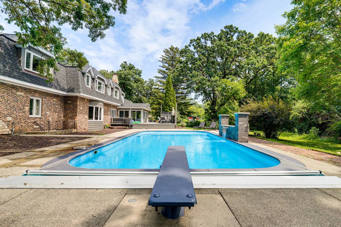 659 M² House ∙ 5 Bedrooms ∙ 12 Guests - Hanover, PA