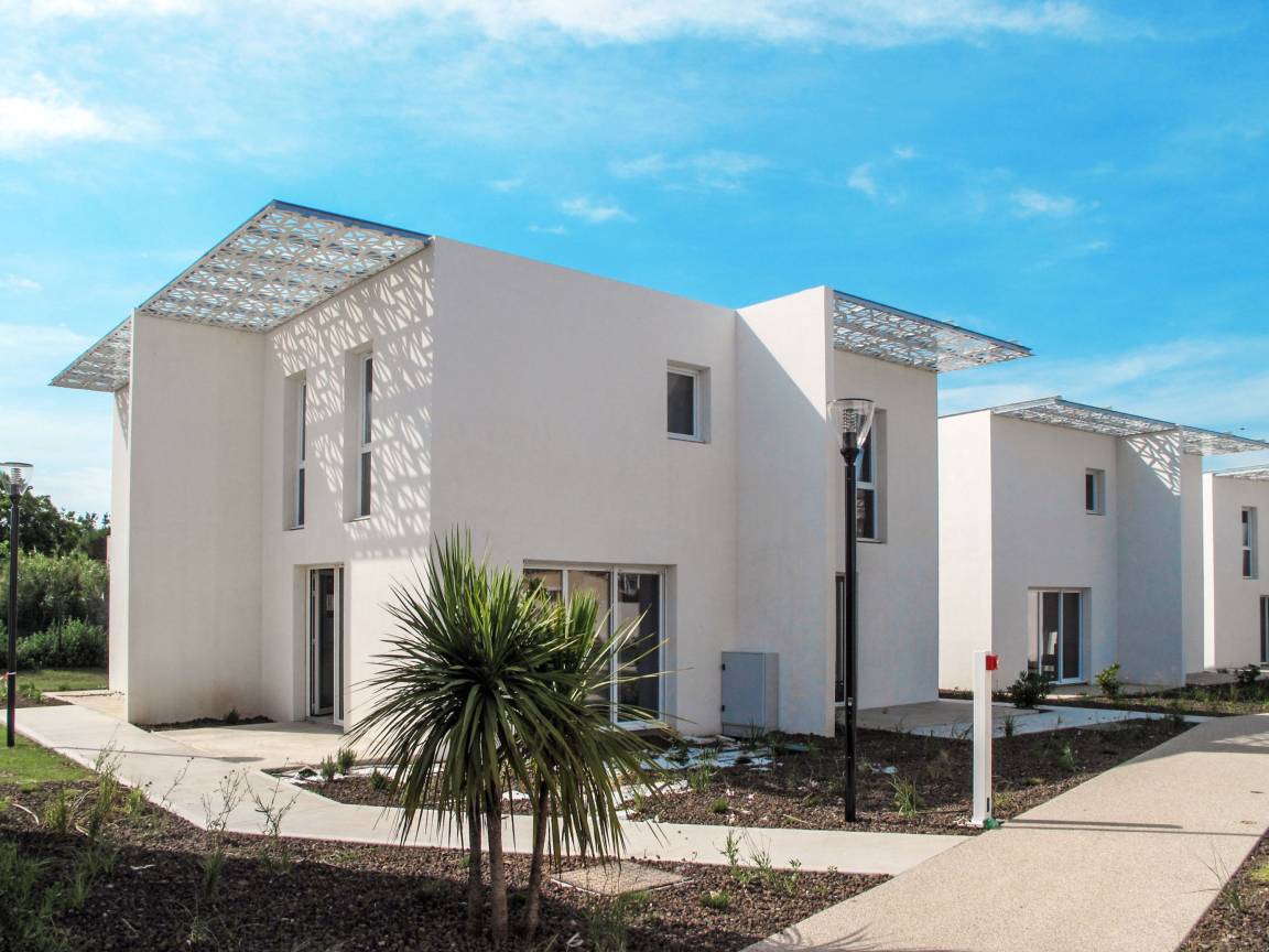 42 M² Maison De Vacances ∙ 2 Chambres ∙ 6 Personnes - Bessan