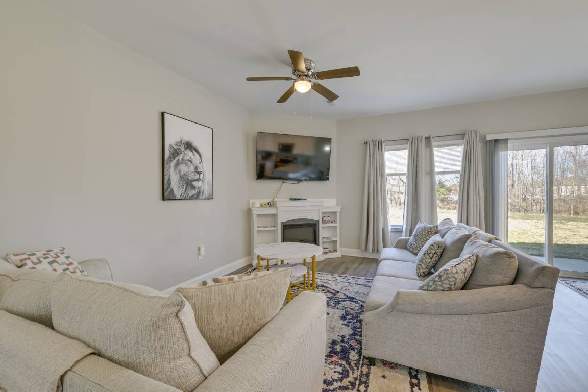 123 M² Apartment ∙ 3 Bedrooms ∙ 6 Guests - Harrisburg, NC