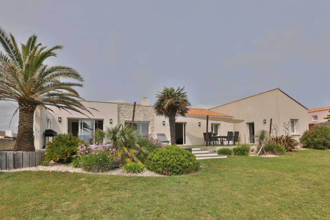 150 M² House ∙ 3 Bedrooms ∙ 8 Guests - Château-d'Olonne