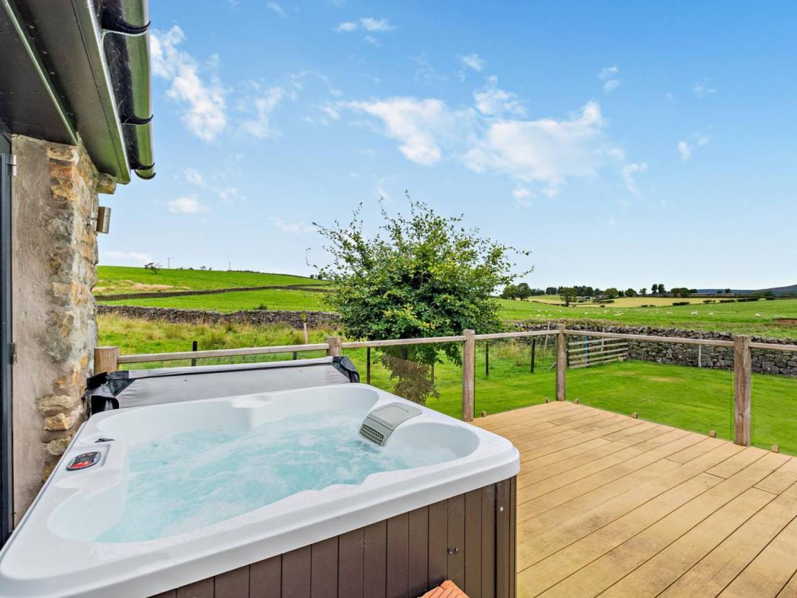 Cottage ∙ 4 Bedrooms ∙ 8 Guests - Lancashire