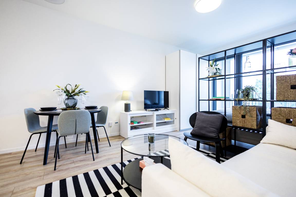 45 M² Apartment ∙ 4 Guests - Bratislava