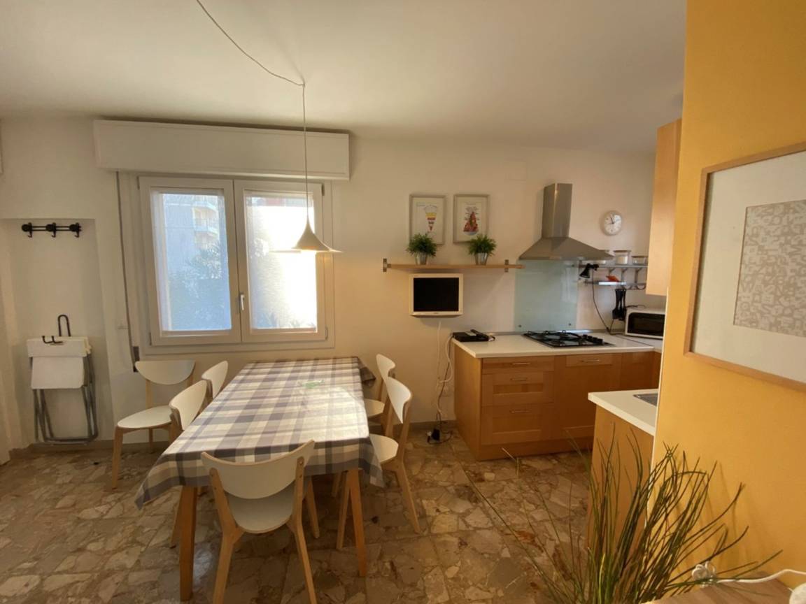 42 M² Ferienwohnung ∙ 3 Schlafzimmer ∙ 6 Gäste - Lignano Sabbiadoro