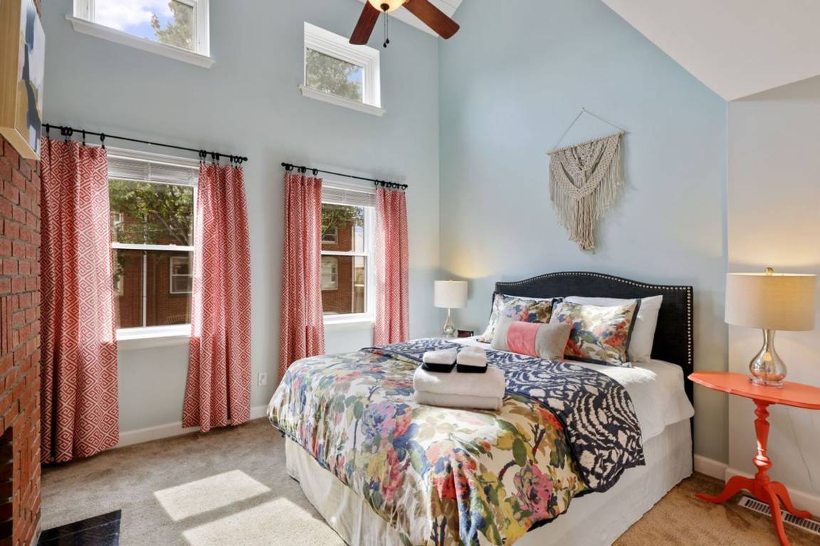 103 M² House ∙ 2 Bedrooms ∙ 4 Guests - Baltimore, MD