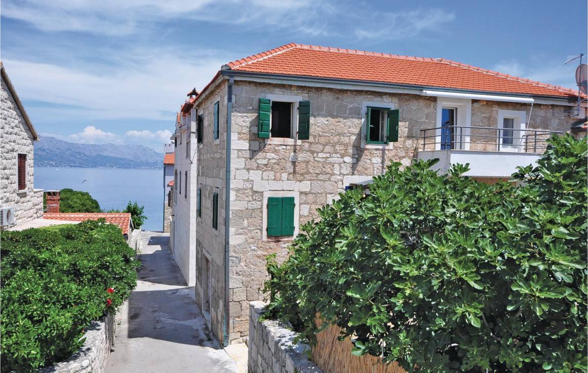 70 M² Maisonette ∙ 1 Bedroom ∙ 4 Guests - Brač