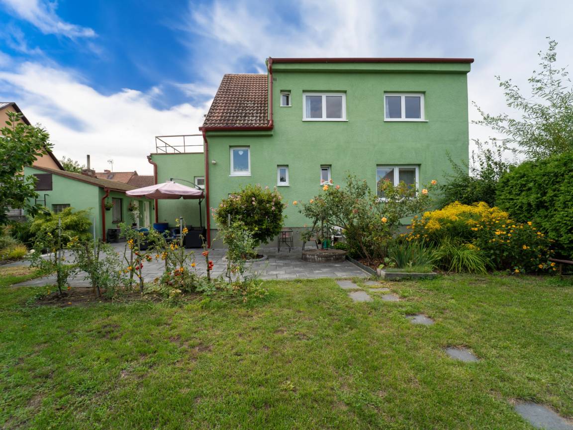 House ∙ 3 Bedrooms ∙ 5 Guests - Kolín