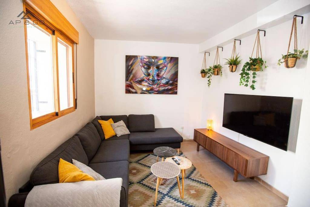 170 M² Casa ∙ 4 Habitaciones ∙ 8 Huéspedes - Almuñécar