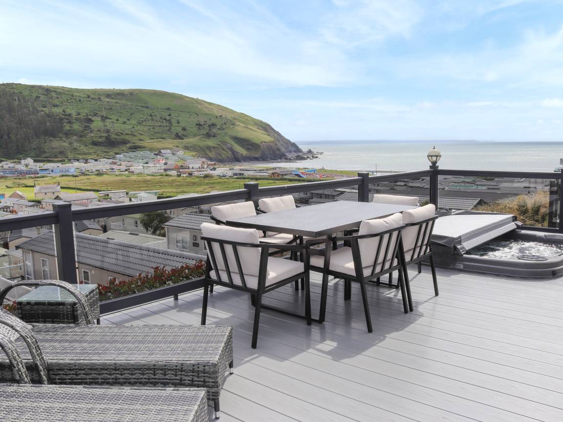 Cottage ∙ 2 Bedrooms ∙ 6 Guests - Borth