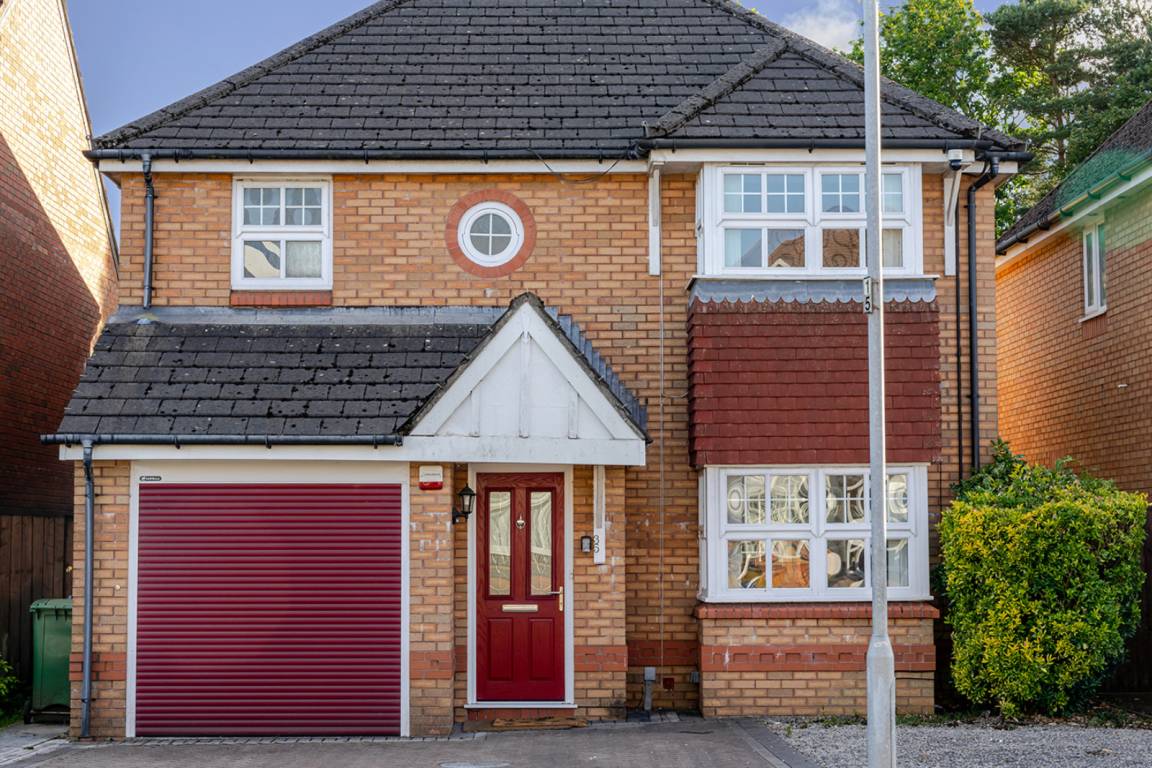 125 M² House ∙ 4 Bedrooms ∙ 8 Guests - Cardiff