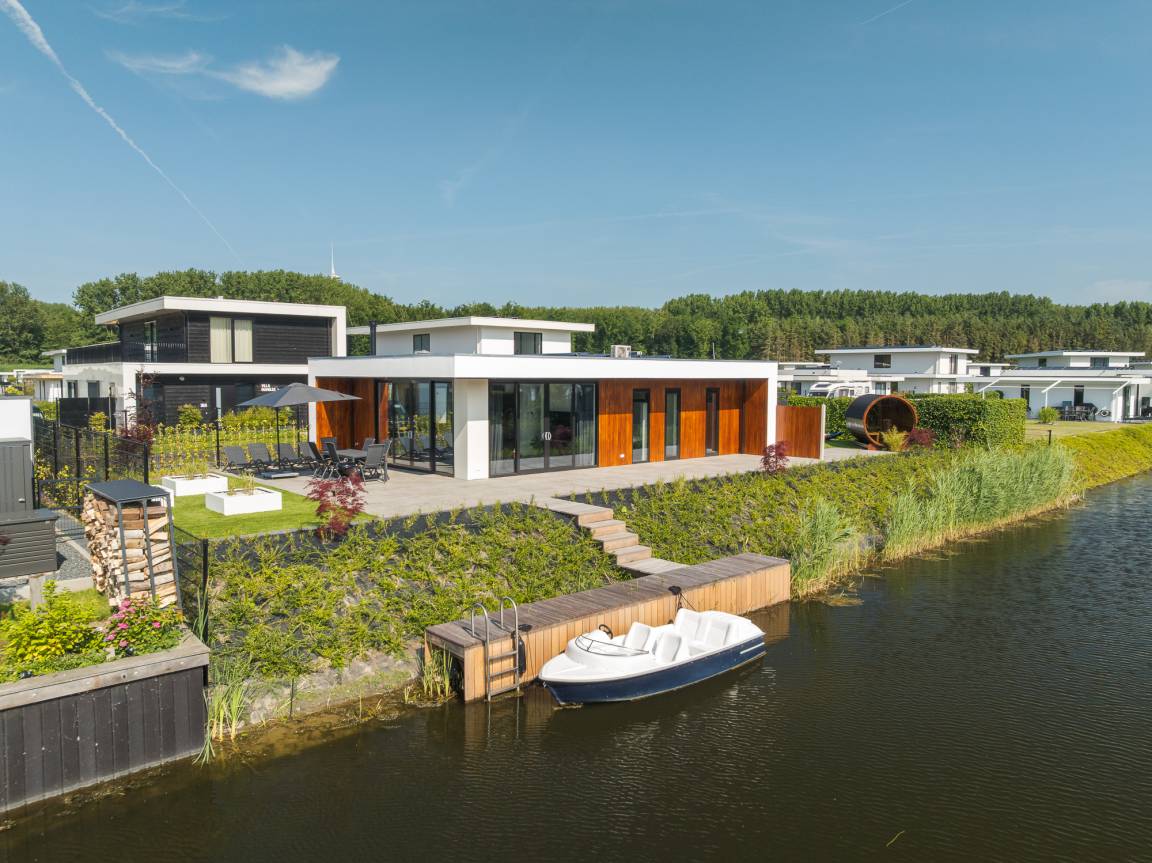 84 M² Bungalow ∙ 2 Makuuhuonetta ∙ 4 Vierasta - Flevoland