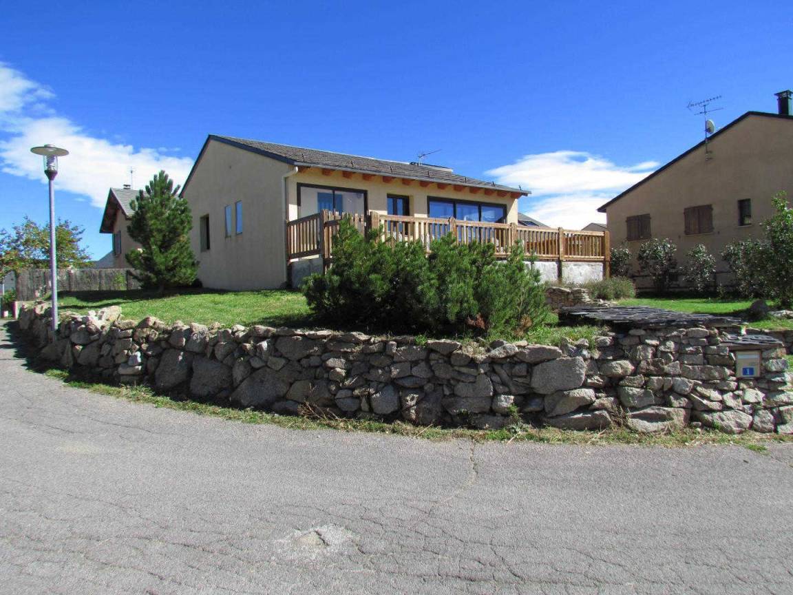 61 M² Gîte ∙ 3 Chambres ∙ 4 Personnes - Bolquère