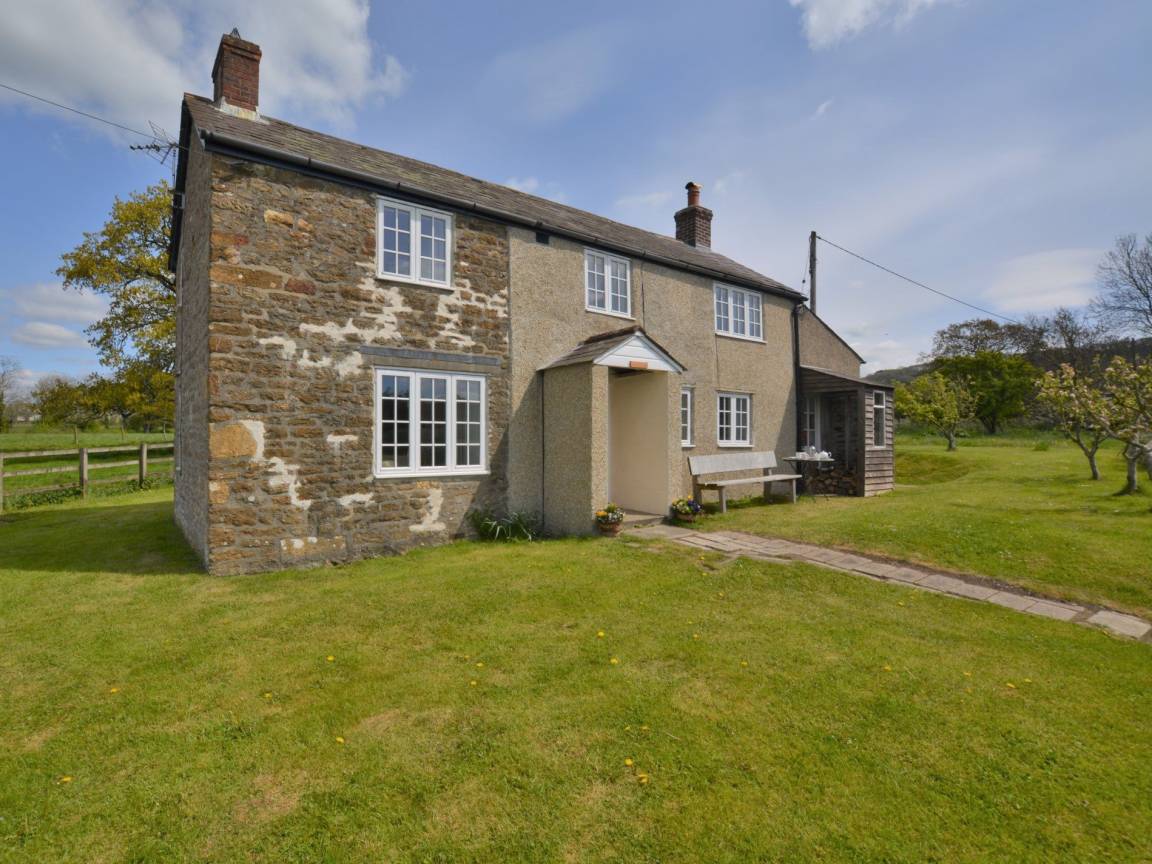 Cottage ∙ 3 Bedrooms ∙ 6 Guests - Dorset