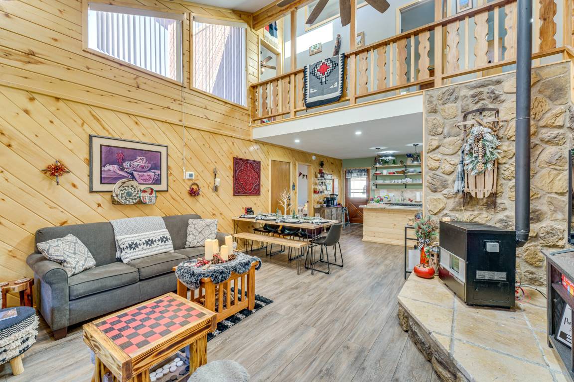 130 M² Apartment ∙ 3 Bedrooms ∙ 8 Guests - Red River, NM