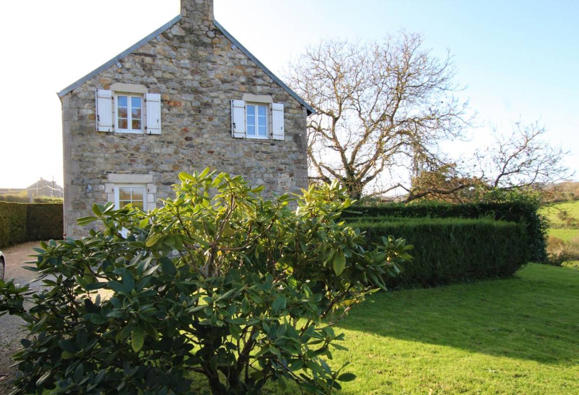 138 M² Gîte ∙ 4 Chambres ∙ 10 Personnes - Cotentin