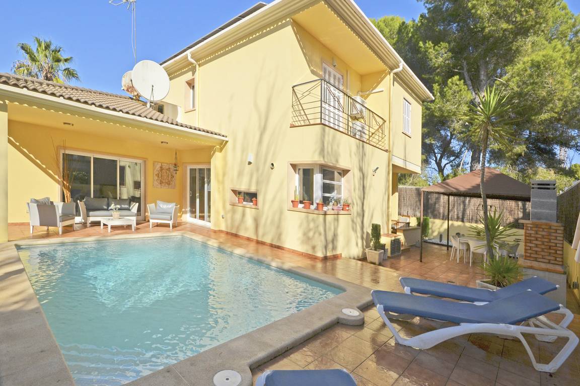 200 M² Chalet ∙ 4 Chambres ∙ 8 Personnes - Santa Margalida