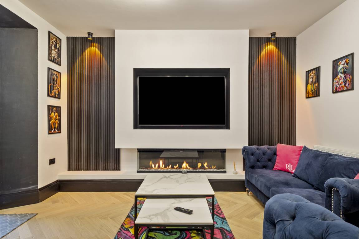 900 M² Apartment ∙ 2 Bedrooms ∙ 4 Guests - Waterwynch House