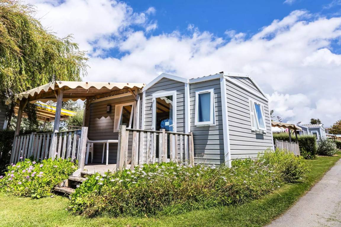 24 M² Caravan ∙ 2 Bedrooms ∙ 6 Guests - Plomodiern