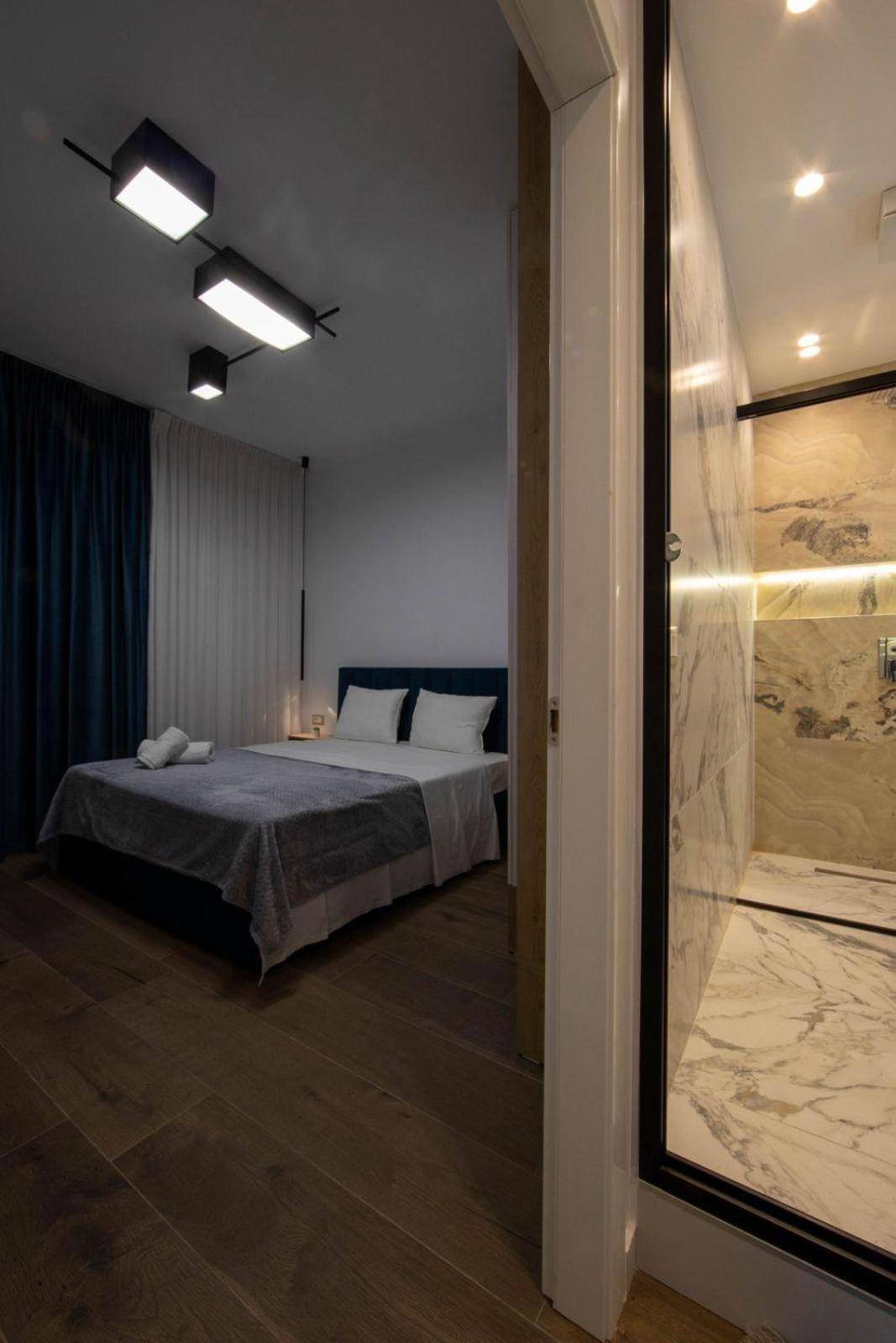 80 M² Apartamento ∙ 2 Habitaciones ∙ 3 Huéspedes - Tirana