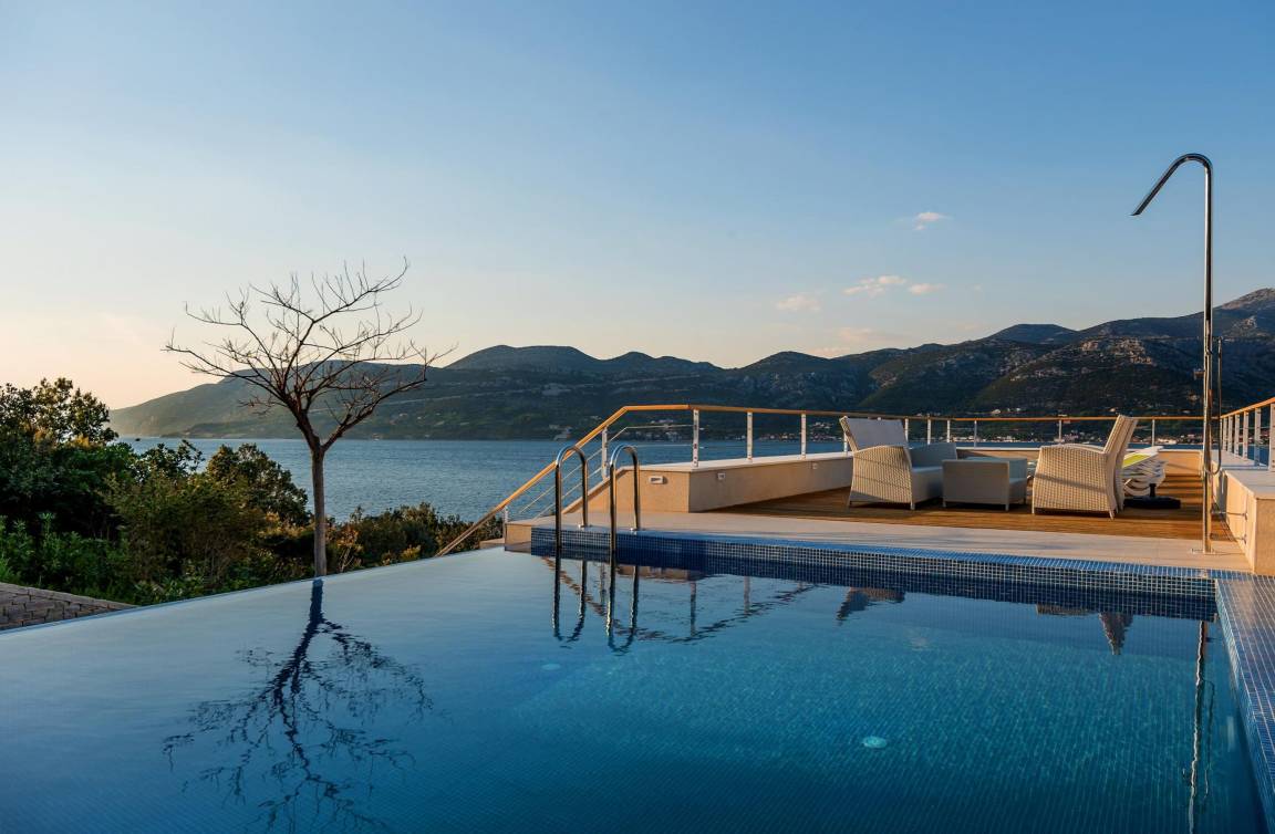 340 M² Villa ∙ 3 Schlafzimmer ∙ 6 Gäste - Korčula