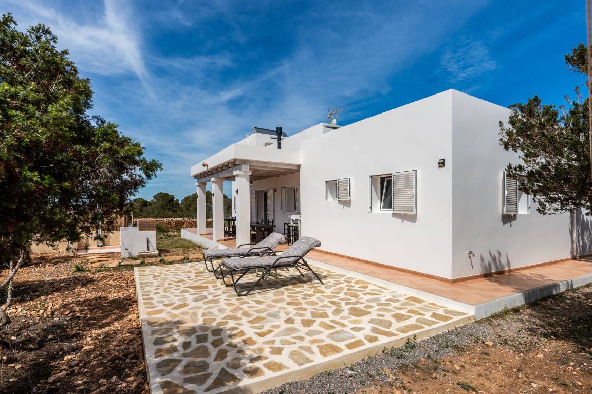100 M² House ∙ 4 Bedrooms ∙ 6 Guests - Formentera